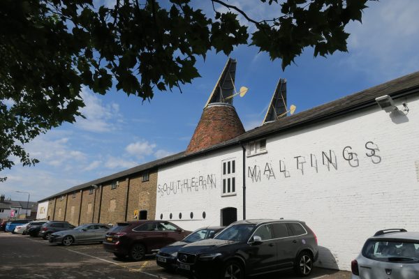 THE SOUTHERN MALTING: FROM MALTHOUSE TO ARTHOUSE - Ware Museum